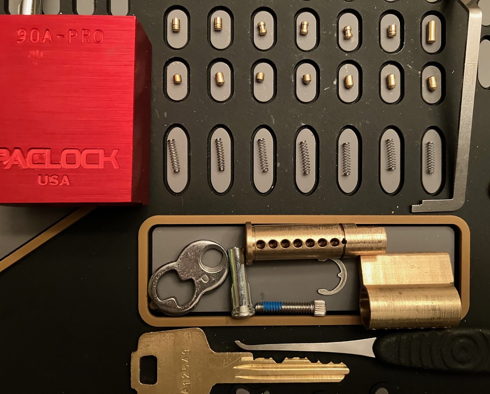 PACLOCK 90A & 90A-PRO Padlocks Reviewed - LockJudge